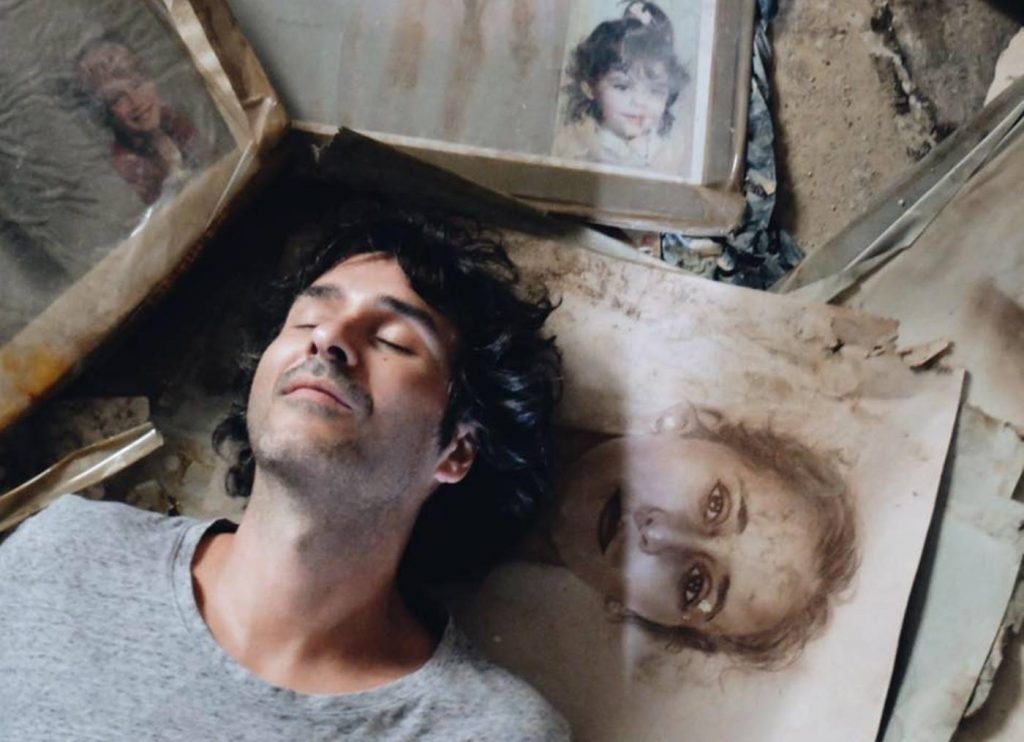 'Plastic Age' se llama el debut de One Dimensional Band