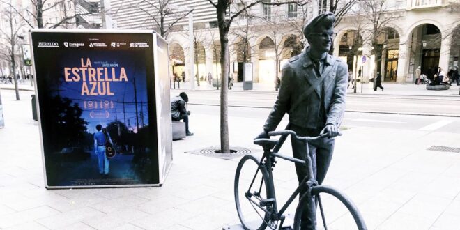 La película de Mauricio Aznar presenta una escultura del músico